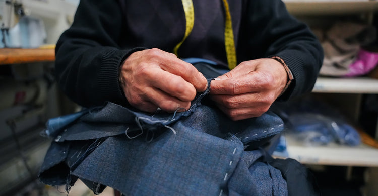 Bespoke Suit Fit Mastery: Perfecting the Art of Custom Suit Tailoring ...